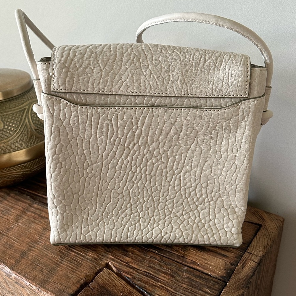 Thacker Holden Crossbody Bag Gardenia / 8x8x4 - Gem